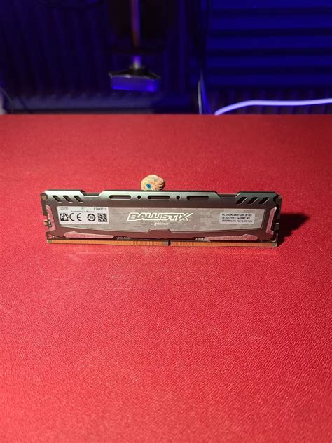 1x Crucial Ballistix Sport 8gb Ddr4 2400mhz On Jawa
