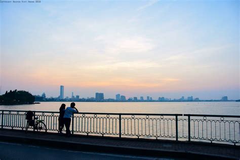 Hình ảnh Hồ Tây đẹp Lãng Mạn Yên Bình Thiên Nhiên đầy Chất Thơ