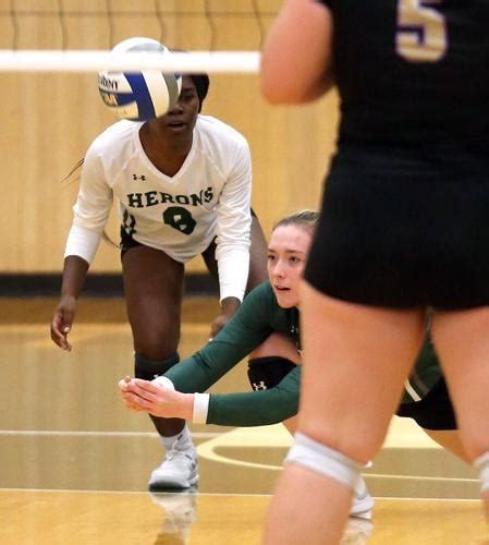 Womens Volleyball Devaney Helps William Smith Get Historic Win