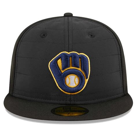 New Era Milwaukee Brewers Black Quilt 2023 59fifty Fitted Hat