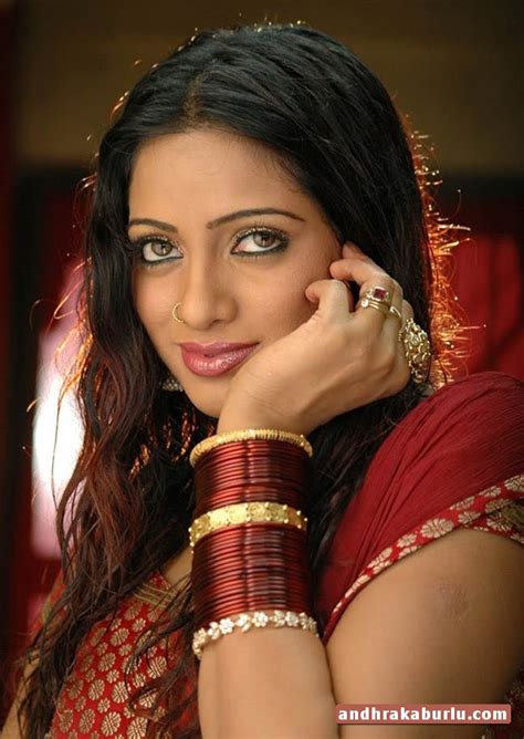 Alexis Shancez Blog Telegu Actress Udaya Bhanu Very Hot Image
