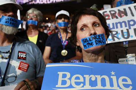 Democrats Struggle For Unity On First Day Of Convention The New York