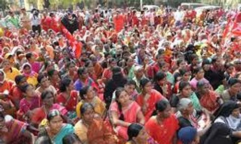 Telangana అంగన్‌వాడీలకు అదిరిపోయే న్యూస్ చెప్పిన సర్కార్ Telangana