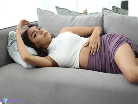 Aranza Porn Debut Gallery