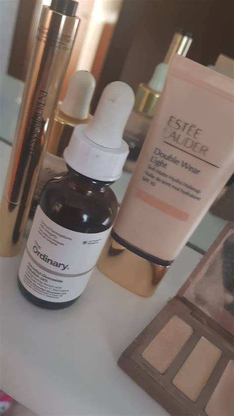 Estée Lauder Double Wear Light review — No Time For Style
