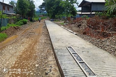 မကွေးတိုင်းဒေသကြီး ဂန့်ဂေါမြို့ ရုံးပေါင်းစုံလမ်း ကွန်ကရစ်လမ်းခင်းခြင