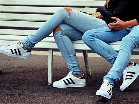 Clash of the brands: Jeans Logos edition