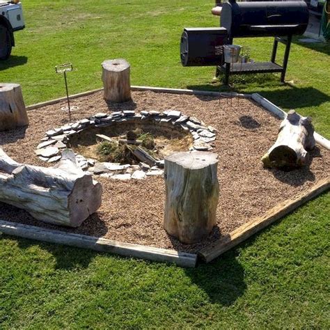 Gorgeous 35 Easy And Cheap Fire Pit And Backyard Landscaping Ideas