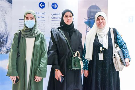 Students Visit The National Center Of Meteorology Al Ain University