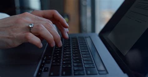 Cómo evitar ser estafado use recursos confiables Lucha Antifraude