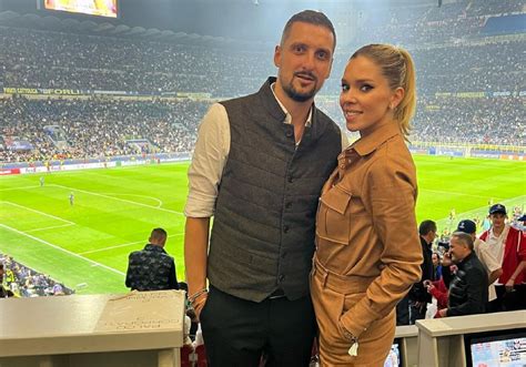 Dadilja Iz Pakla U Kući Srpskog Fudbalera Lagala Uzela Novac Viđala Se S Ljubavnicima I Nestala