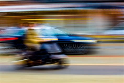 무료 이미지 운동 유 트레 히트 순간 스쿠터 거리 사진 사이클링 예술적 자동차 조명 자동차 타이어 자동차 디자인 아스팔트 노면 자동차 외장 전조등