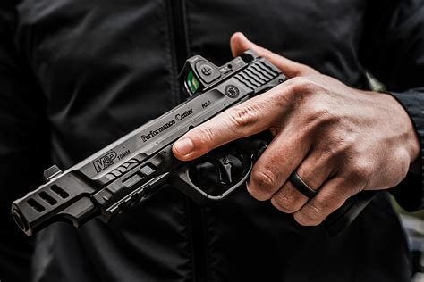 S W Drops Performance Center Version Of 10mm M P M2 0 Pistol