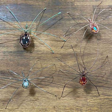 Free Video How To Make Wire Spiders For Halloween Wire Wrapped Stone