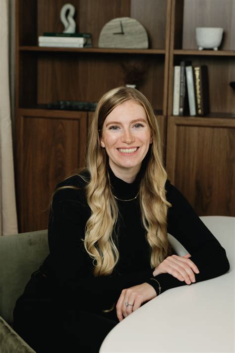 Samantha Caviness Uniq Mind Integrative Behavioral Health