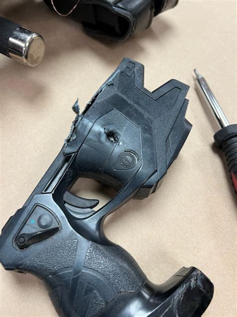 Video From Hawaii Police Officers Show Tense Moments Before Gunshots