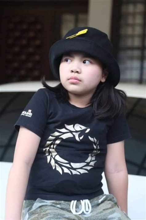 Pipil Gadis Cilik Multitalenta Rilis Single Perdana Pipil Bestie