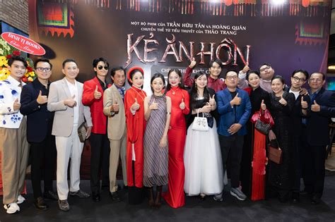 Lan Phương được Chồng Tây Cao 2m Tháp Tùng đi Sự Kiện