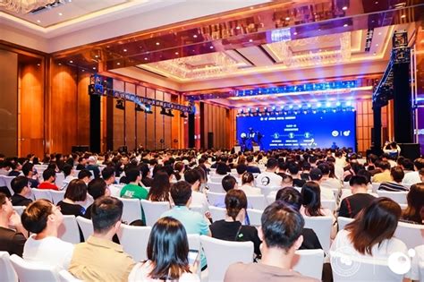 微信小游戏五年成绩单：累计开放超100项能力，开发者生态规模已超30万四川在线