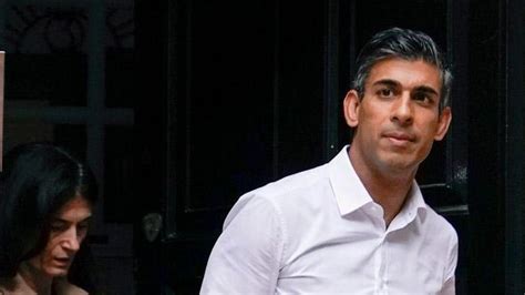约翰逊退出下任英国首相竞选后苏纳克获得优势 知乎