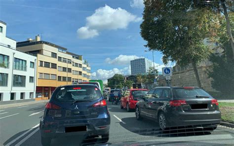 Verkehrschaos In Bayreuth Baustelle Am Hohenzollernring So Lang