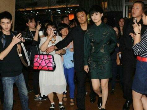 李宇春終於脫下了大褲衩，穿上旗袍大秀女人味，美成這樣你還喊春哥嗎 每日頭條