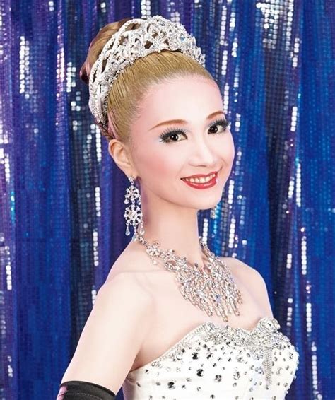 星組 トップ娘役 夢咲 ねね Emo Grunge Takarazuka One Shoulder Wedding Dress