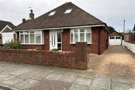 St Andrews Road South Lytham St Annes Lancashire Fy8 3 Bedroom