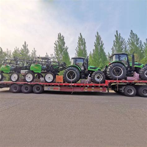 L Agricultural Tractor ATV Agricultural Wheel Tractor Boom Sprayer Self Propelled