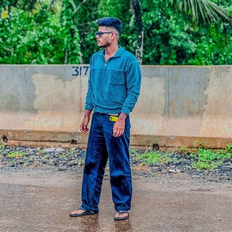 Ameer Mohd Ameer Mohd • Threads Say More