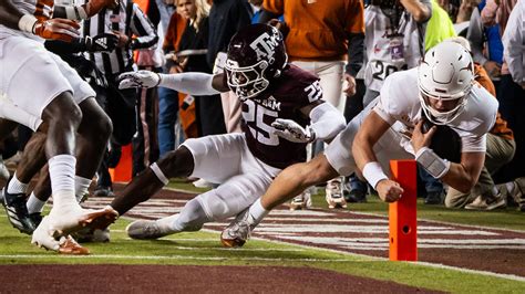 Texas Footballs Arch Manning Has X Shaking After Viral Play Vs Texas Aandm