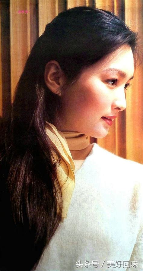 電影明星掛曆1985娜仁花 周潔 陳燁 張偉欣 龔雪 肖雄 麥文燕 每日頭條