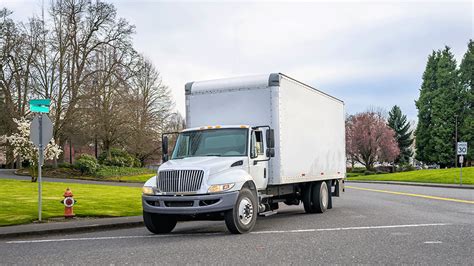 Small Freight Shipment Service Guide [an Overview Of Your Options]