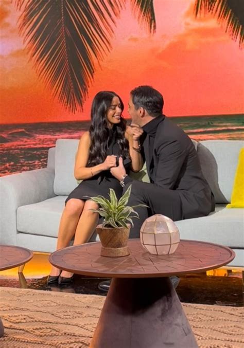 באה להפתיע ויצאה מופתעת דודו אוואט הציע נישואים לזוגתו אביגיל Tmi