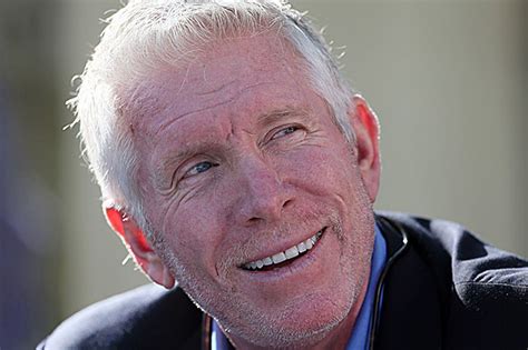 Schmidt Discusses His Battle With Melanoma