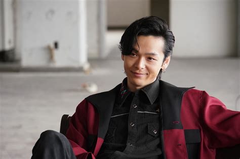 卑怯なヤンキーで登場 中村倫也今日から俺は でもカメレオン俳優っぷりを発揮Real Soundリアルサウンド 映画部