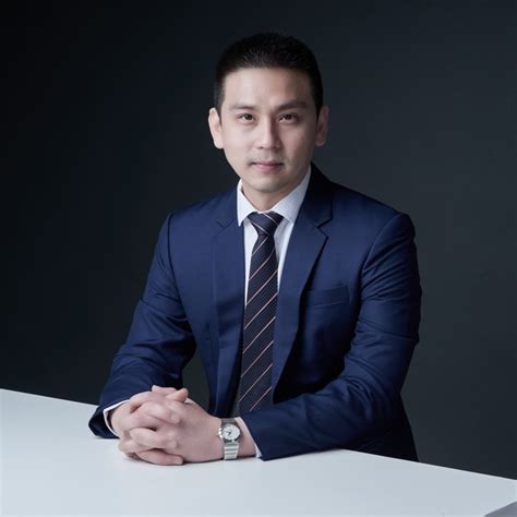 ผศ นพ สุทธิพัฒน์ ไพโรจน์บริบูรณ์ โรงพยาบาลวิชัยยุทธ พญาไท กรุงเทพ