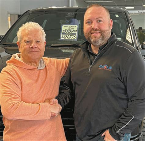 Eagle River Fords Kyle Plummer Donates 5 000 To Praise In The Pines