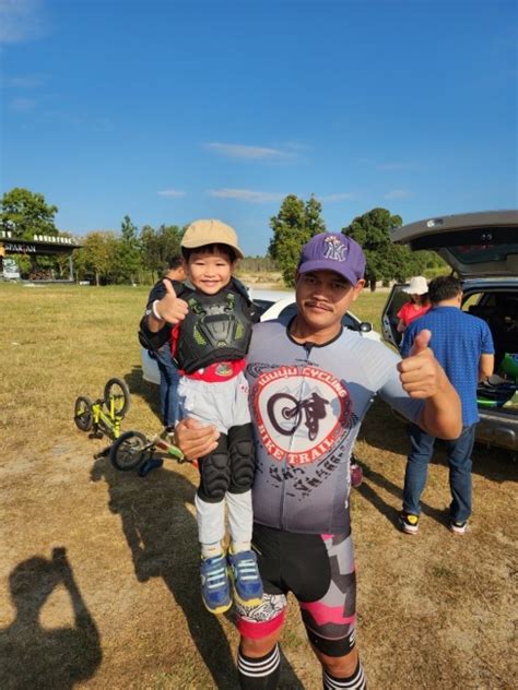 ร่วมแข่งขันจักยานขาไถ “ปั่นสู้หิว” Homeschool Network Thailand