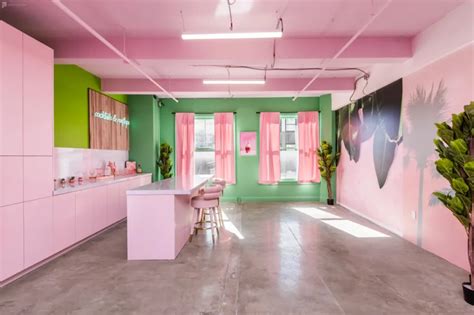 12 Adorable Minnie Mouse Party Ideas Peerspace