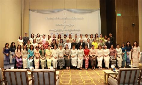 မြန်မာအမျိုးသမီးစီးပွားရေး စွမ်းဆောင်ရှင်များအသင်း Myanmar Women Entrepreneurs Association