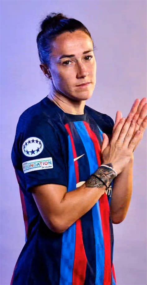 Pin By Geekysteph On Lucy Bronze Usa Soccer Women Sports Women Usa