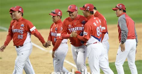 Kia 스프링캠프 참가 40인 확정12차례 연습경기