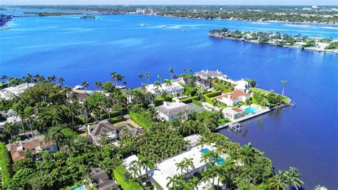 Palm Beach Lot That Held Jeffrey Epsteins Mansion Sells For 26m Inman