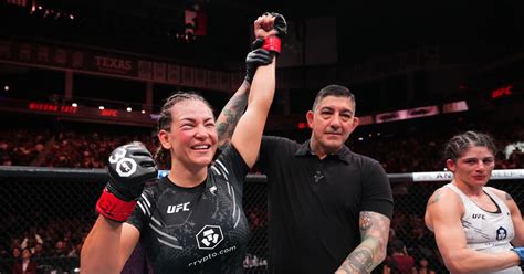 Ufc Austin Video Miesha Tate Taps Out Julia Avila With Nasty Rear Naked Choke Following One