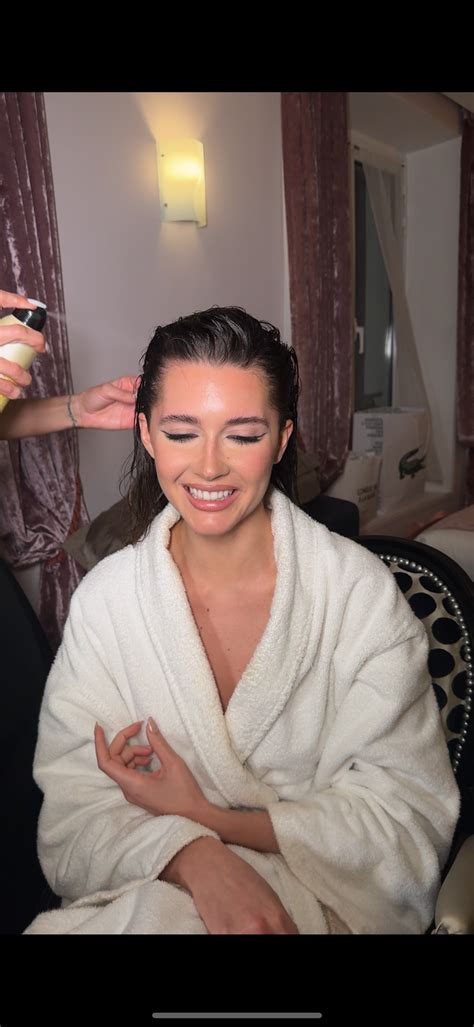 A Look Into Chiara Kings Camera Roll At Balmains Aw25 Pfw Show