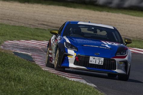 Gr86brz Cup 第2戦 プロフェッショナルシリーズ【予選レポート】 ダンロップモータースポーツ