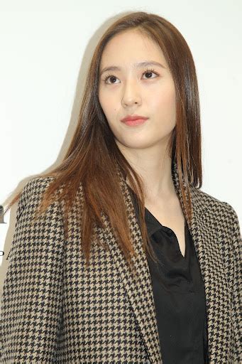 Krystal Jung Biography Height And Life Story Super Stars Bio