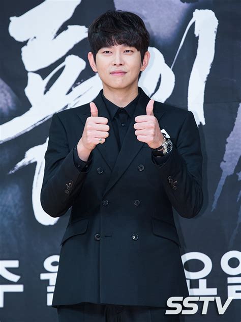 Yun Kyun Sang September 2015