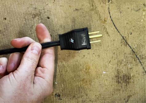 Fix A Broken Power Cord In 4 Minutes LRN2DIY